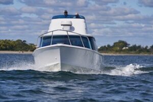 Bertram 31 Gets Full Make Over - ProCurve Glass Design, Inc.