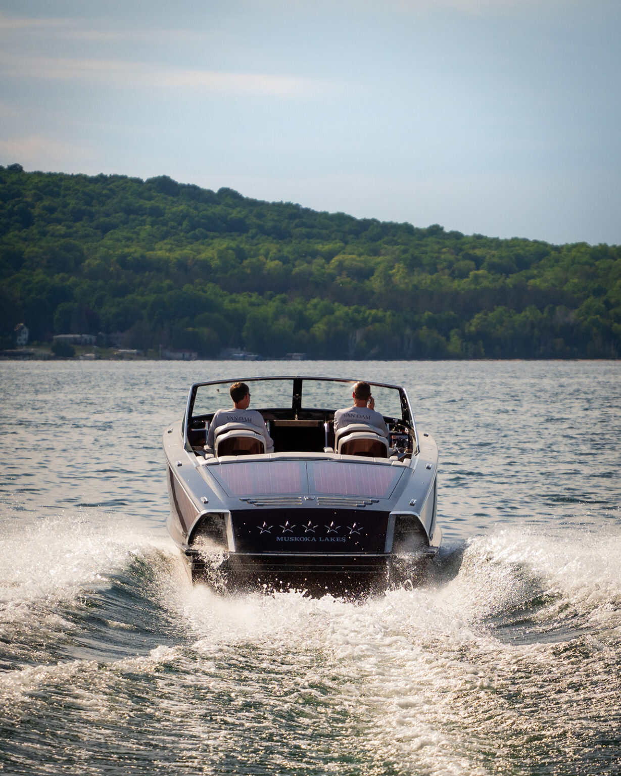 Glass Windshield Safety and Custom Fabrication for Boats - ProCurve ...